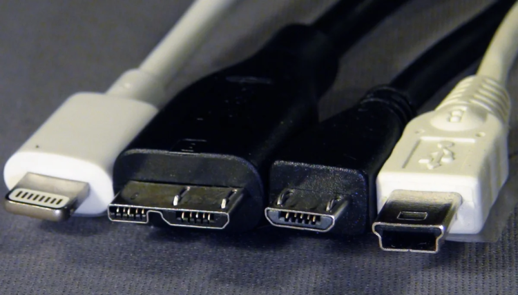 ᐉ TIPOS de USB para PC Significado, puertos y velocidades